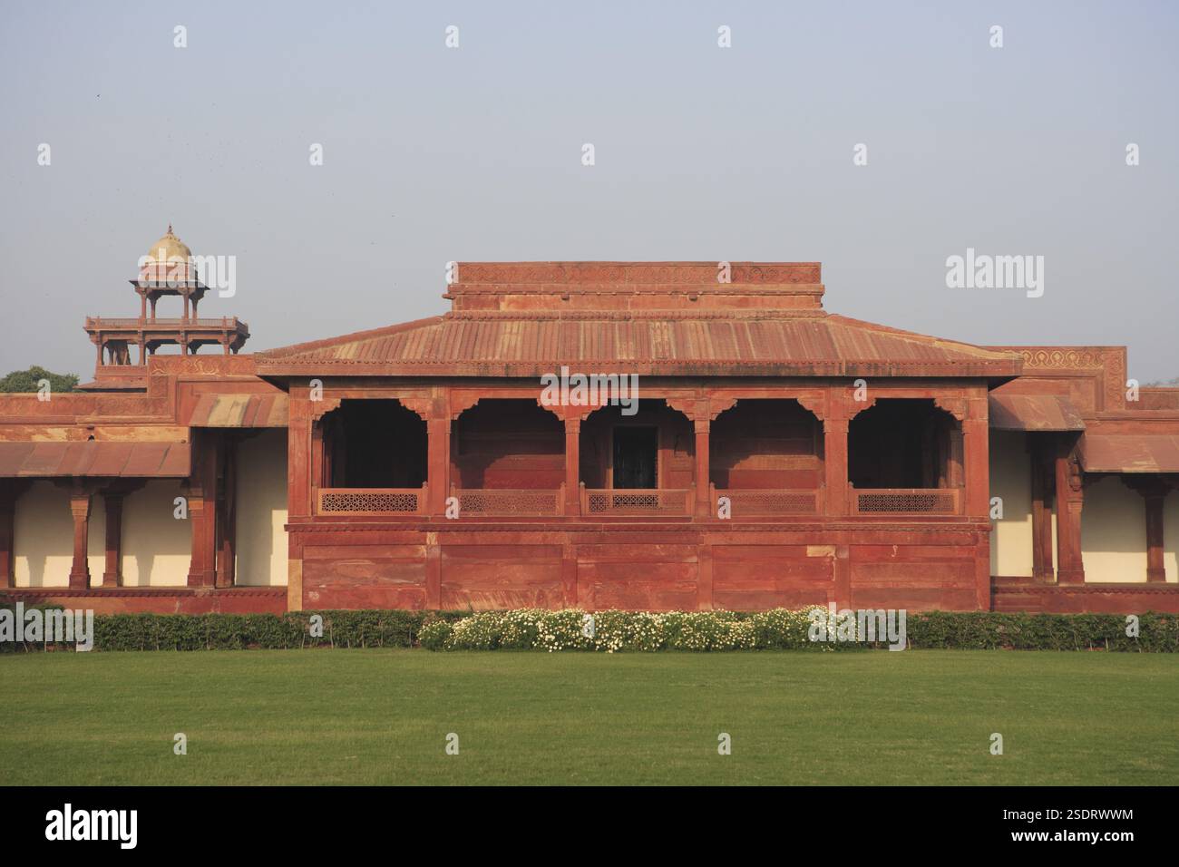 Diwan-e-Am in Fatehpur Sikri built during second half of 16th century ...