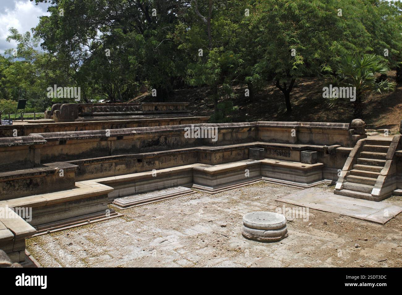 Ruined structure, World Heritage site, ancient city of Polonnaruwa, Sri ...