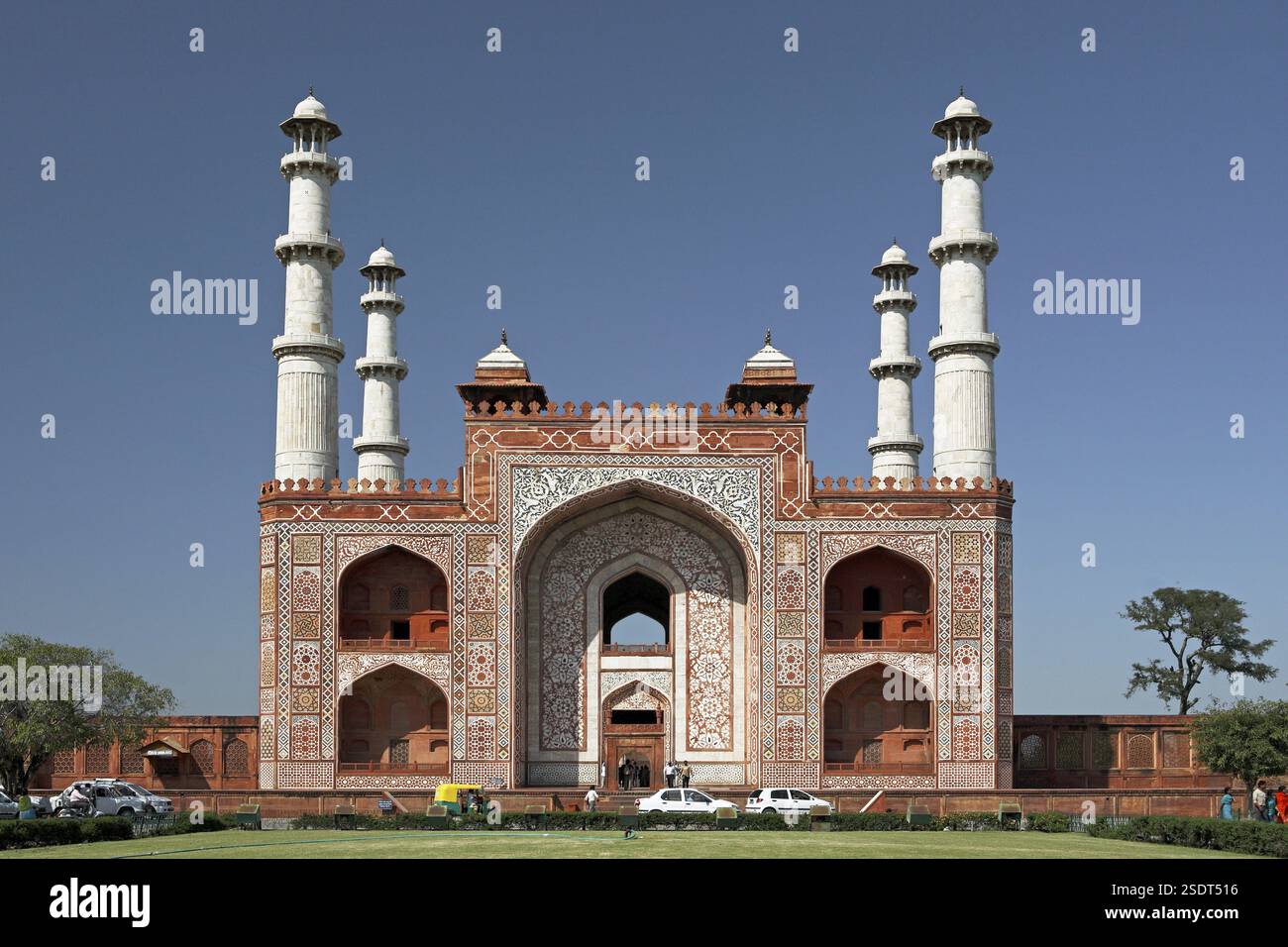 Architecture heritage Akbar's tomb, Sikandra, Agra, Uttar Pradesh ...