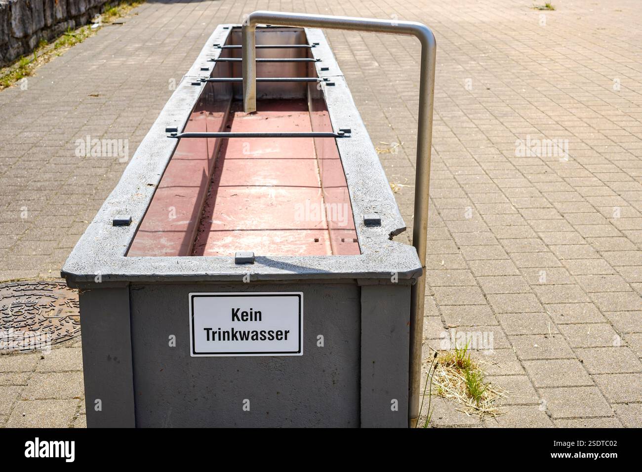 No drinking water, sign on a fountain at the Marbach stud farm in St ...