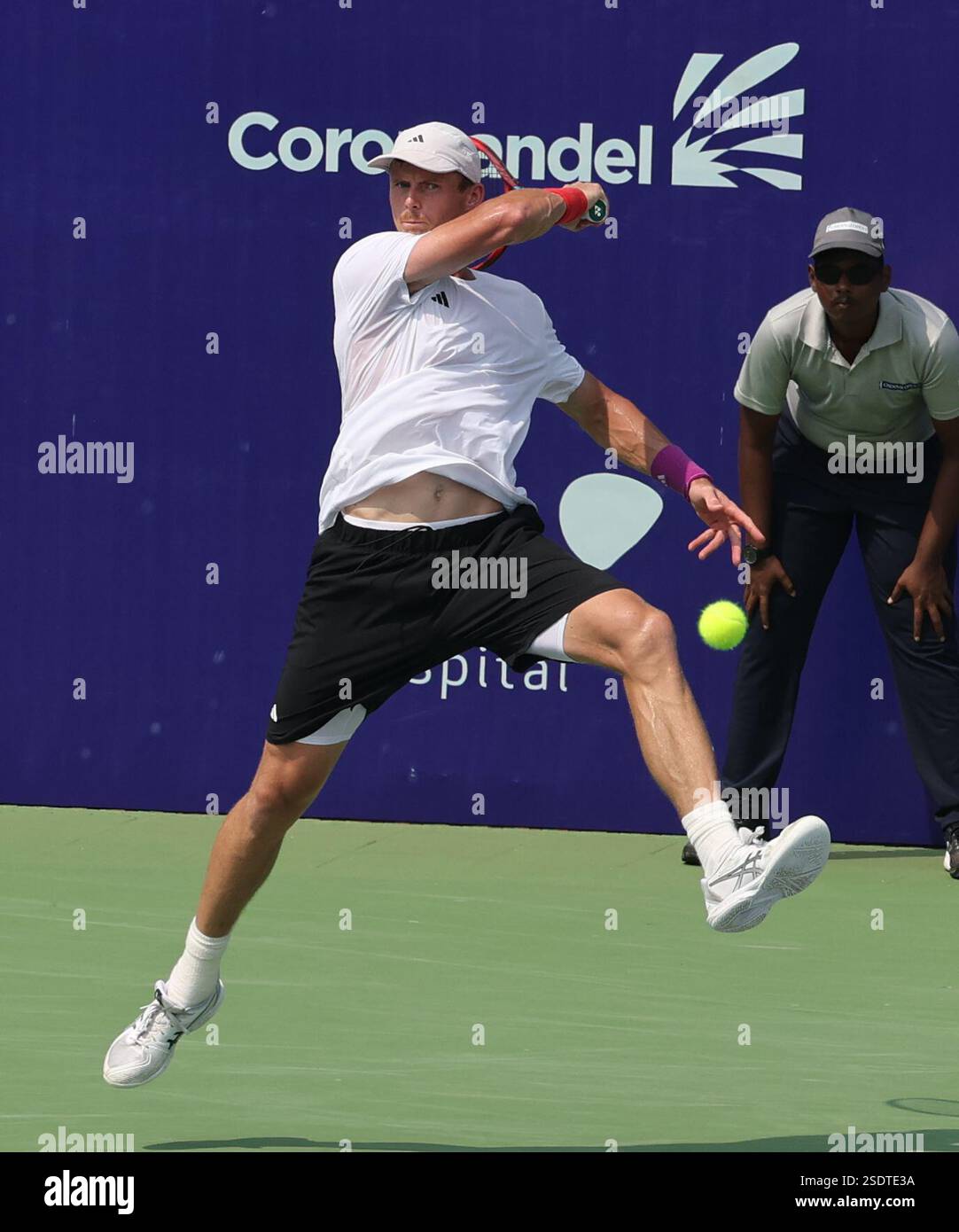 Chennai, India. 08th Feb, 2025. Chennai Open 2025: Billy HARRIS (GBR ...