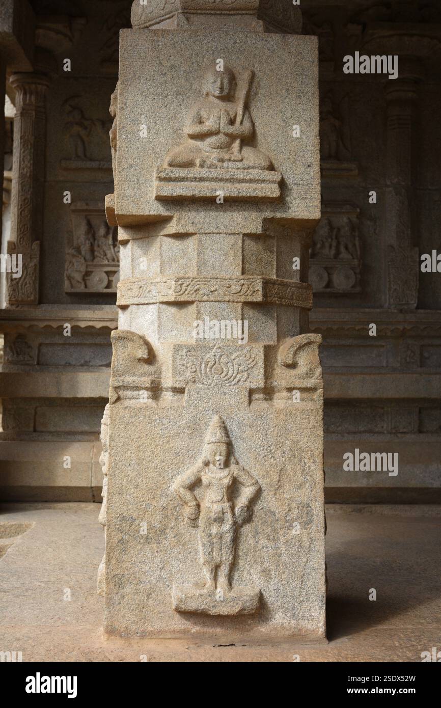 Statues at Ramchandra Temple, Hazara Rama, Hampi, Vijayanagara, UNESCO ...