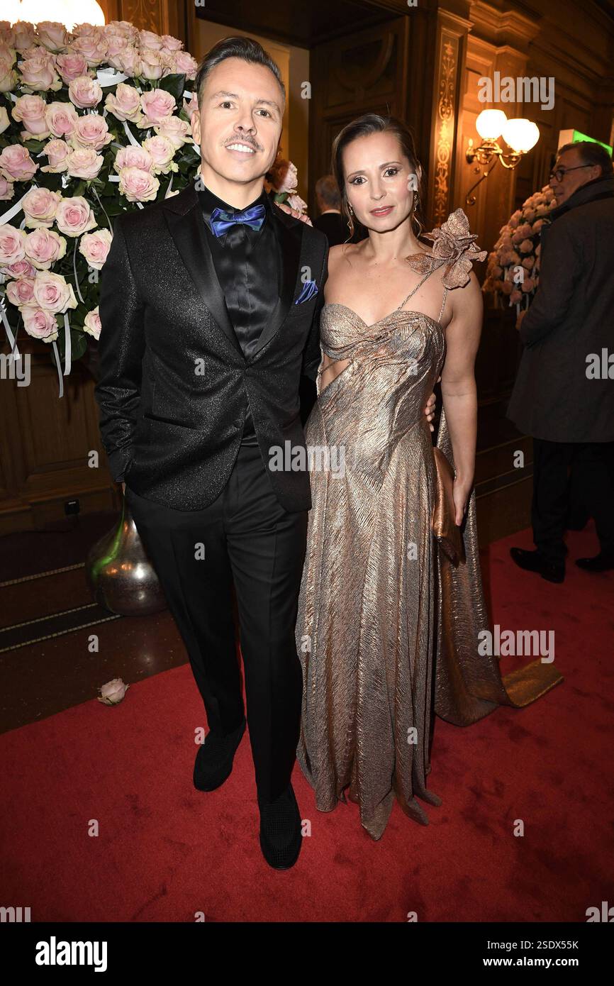 Tino Piontek Purple Disco Machine und seine Ehefrau Sabrina Piontek ...