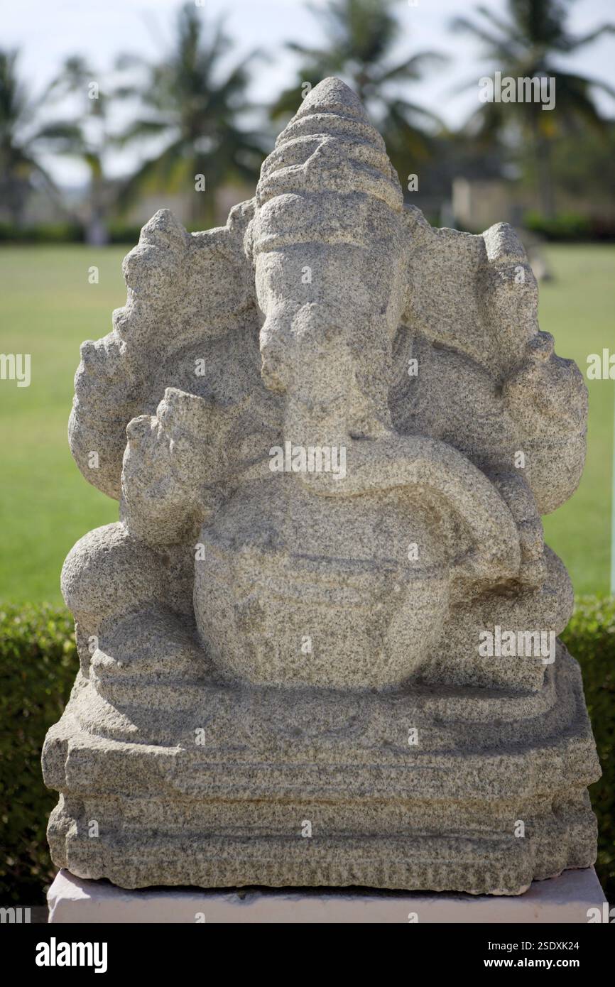 Statue of Ganesha ganpati, Hampi, Vijayanagar, UNESCO World Heritage ...