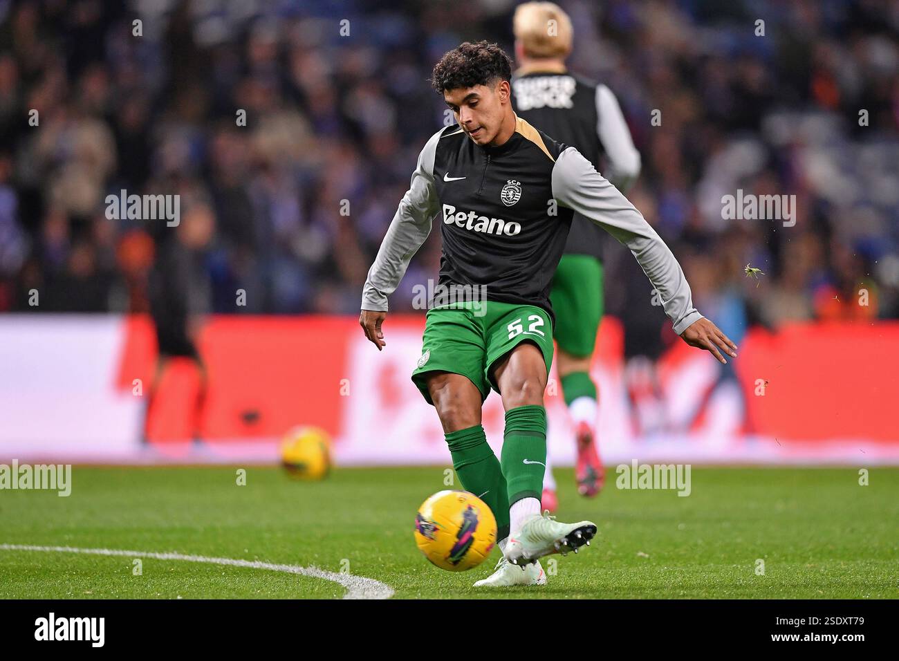 7th February 2025: Dragao Stadium, Porto, Portugal: Primeira Liga ...
