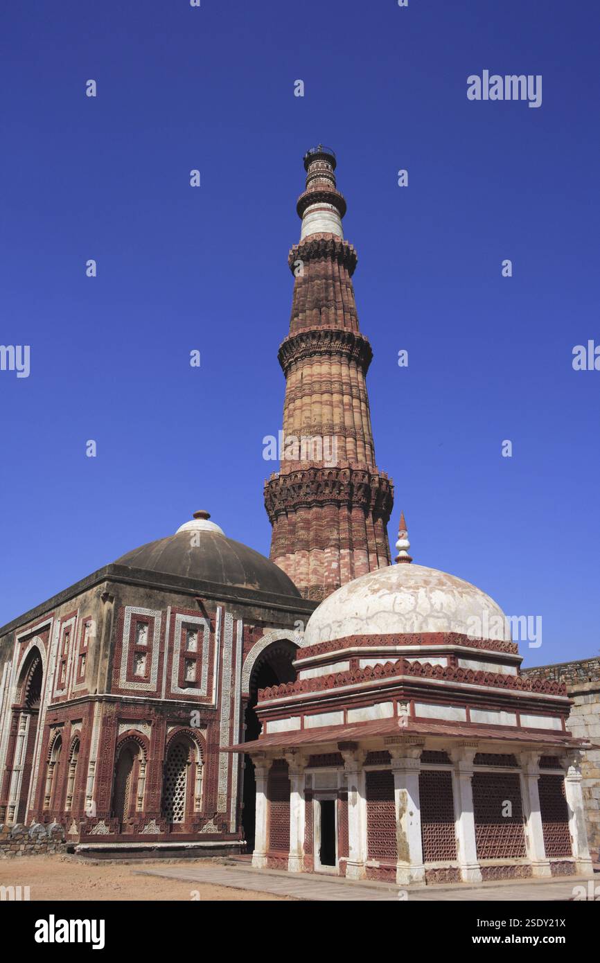 Alai Darwaza, Imam Zamin's tomb and Qutab Minar built in 1311 red ...