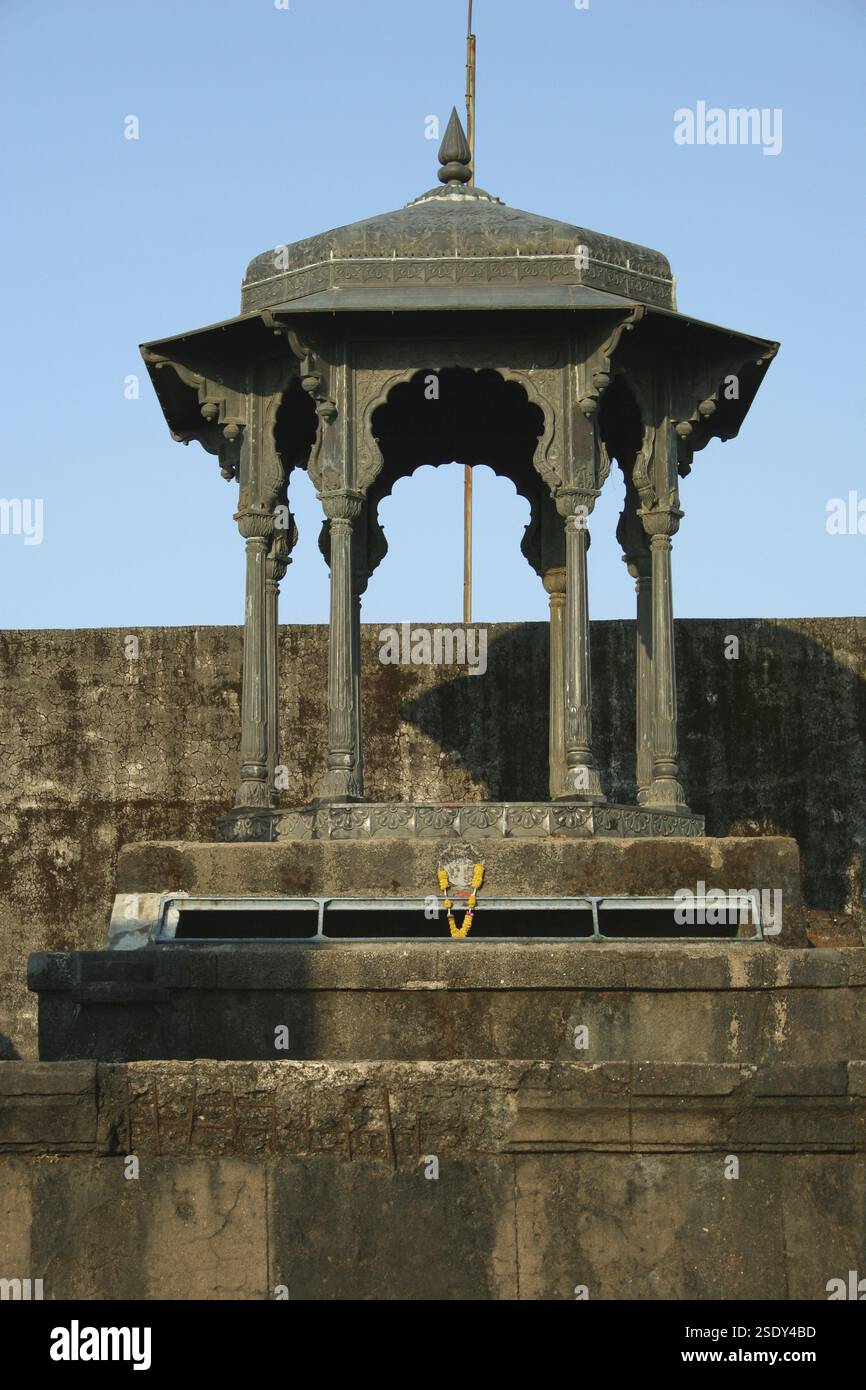 Shivaji maharaj raigad hi-res stock photography and images - Alamy