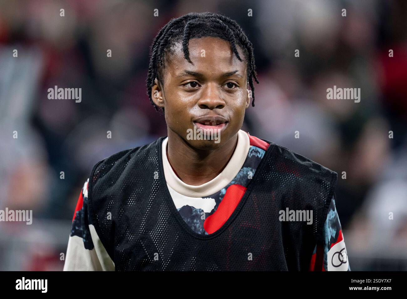 Wisdom Mike (FC Bayern Muenchen, #36) beim Aufwaermen. GER, FC Bayern Muenchen vs. SV Werder ...