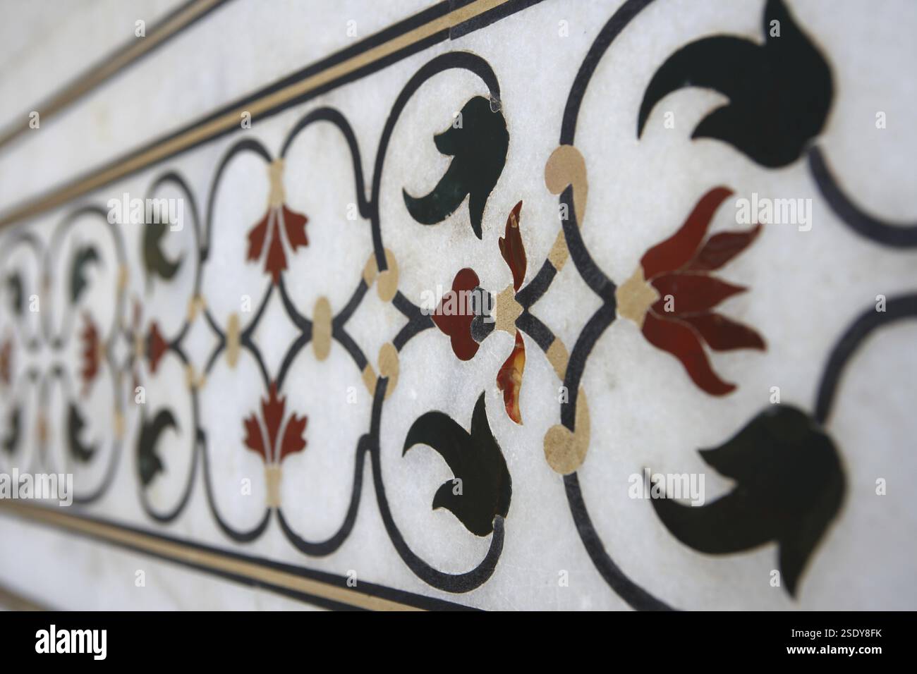 Marble inlay work of interlocking designs on wall of Taj Mahal Seventh ...