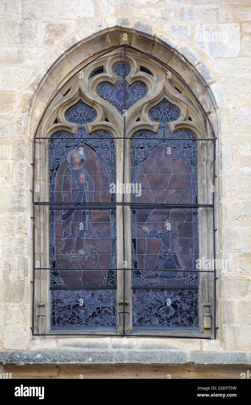 Ornamented window of a cathedral in gothic style Stock Photo - Alamy