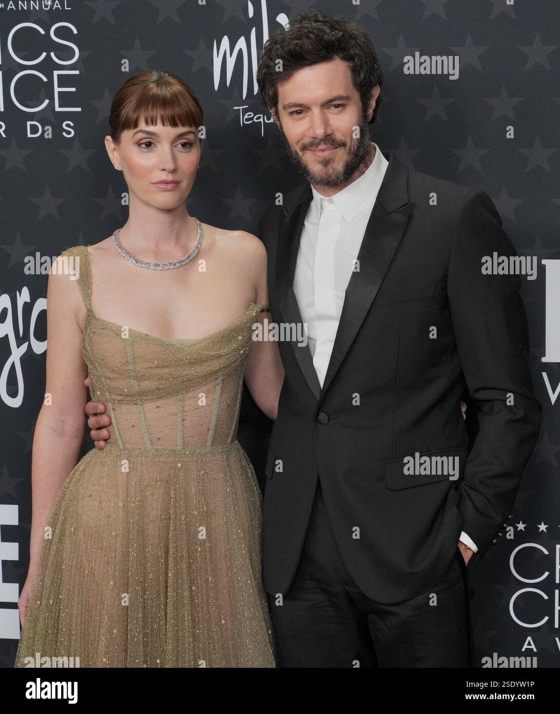 (L-R) Leighton Meester and Adam Brody at the 30th Annual Critics Choice ...