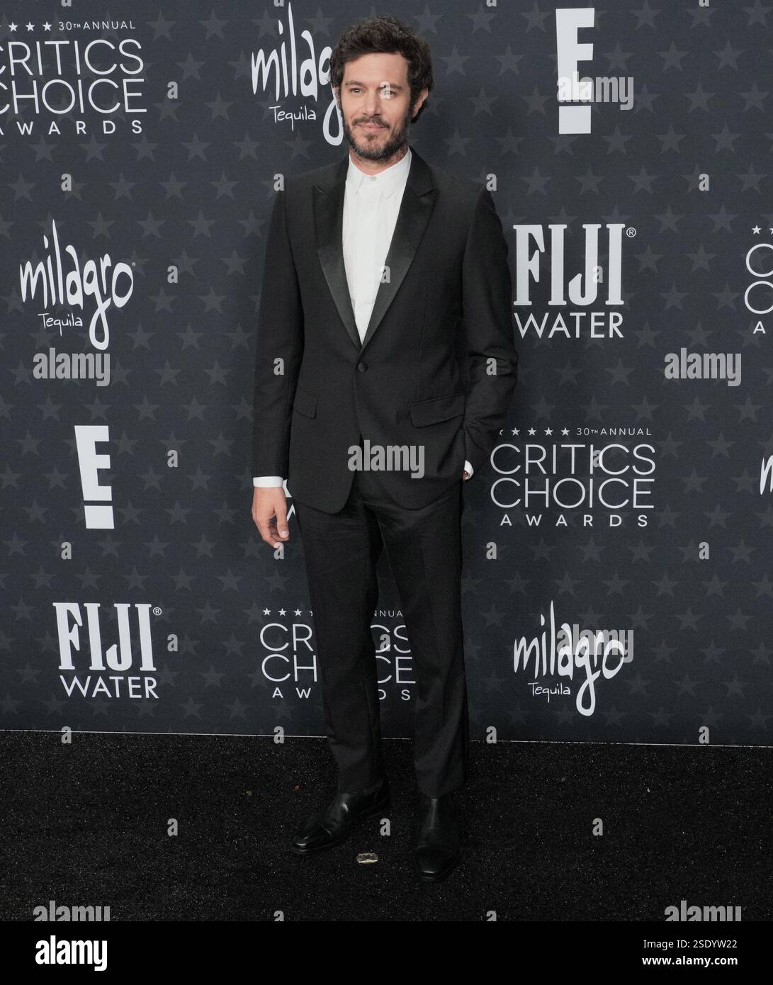 Adam Brody arrives at the 30th Annual Critics Choice Awards held at the ...