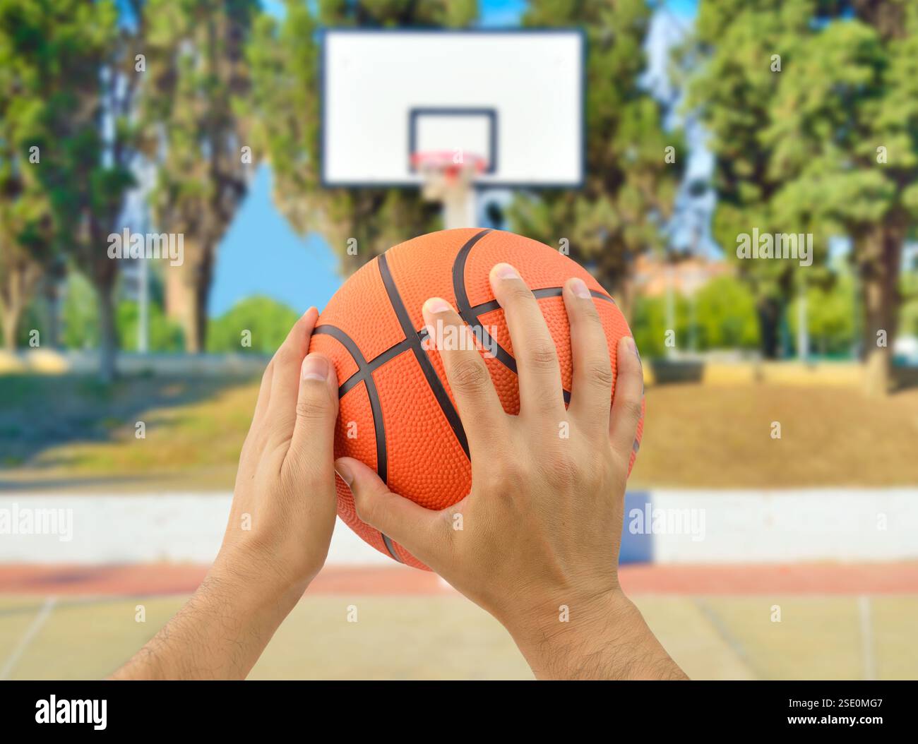 Preparing to throw ball hi-res stock photography and images - Alamy