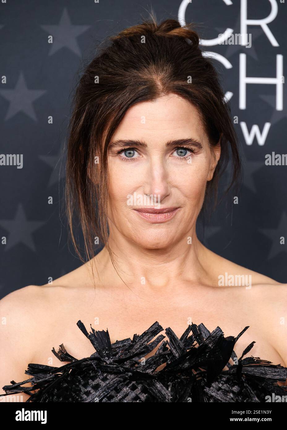 SANTA MONICA, LOS ANGELES, CALIFORNIA, USA - FEBRUARY 07: Kathryn Hahn ...