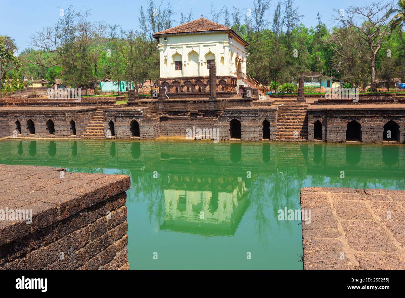The Safa Shahouri Masjid, Phonda, Goa, India. The Safa Shahouri Masjid ...