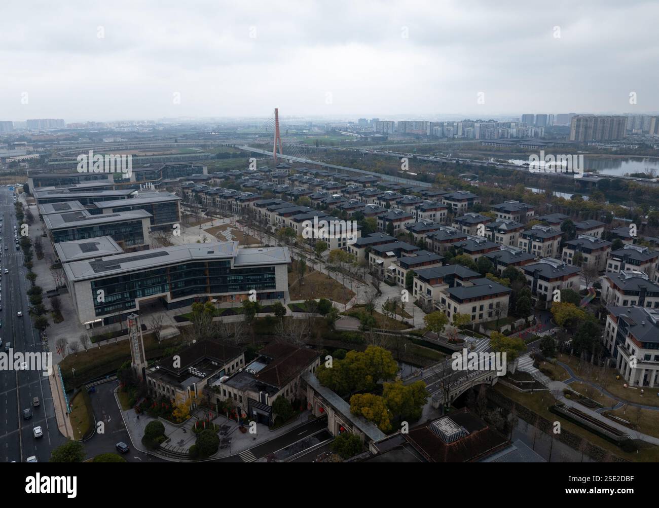 (250208) -- CHENGDU, Feb. 8, 2025 (Xinhua) -- An aerial drone photo ...