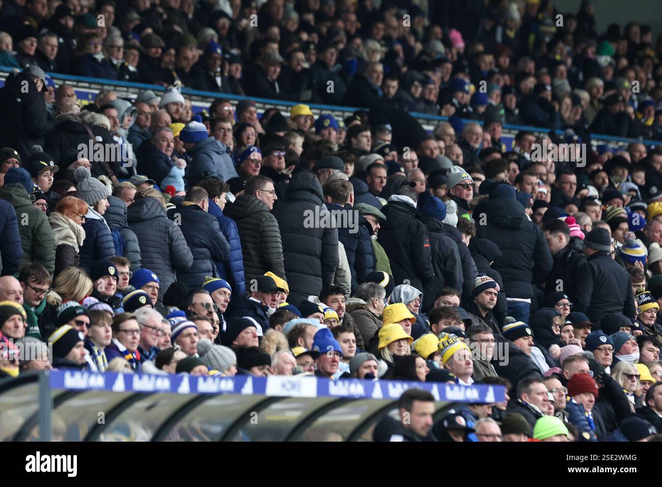 Emirates fa cup leeds united millwall hi-res stock photography and ...