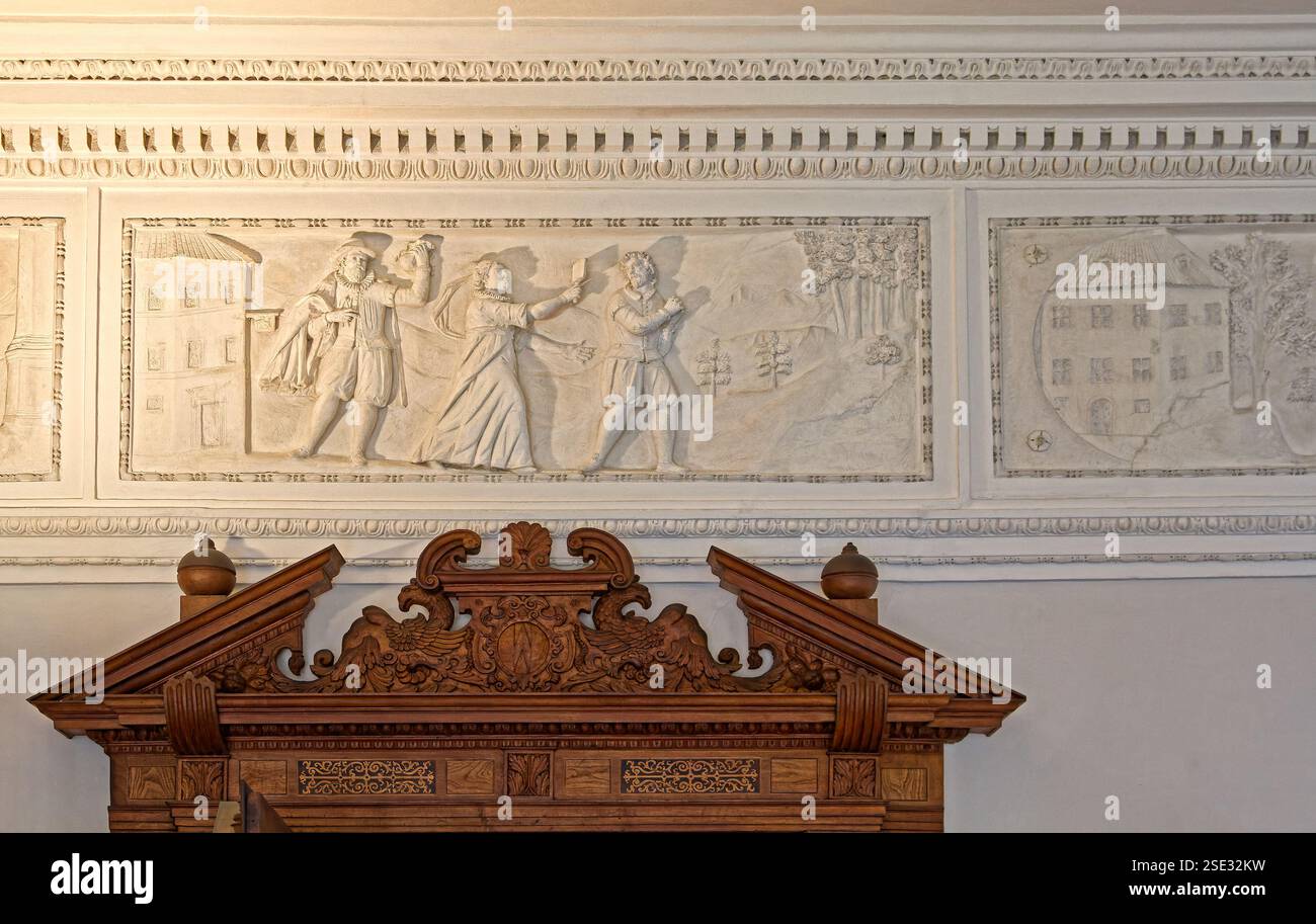 Decorative plaster panel below ceiling hi-res stock photography and ...