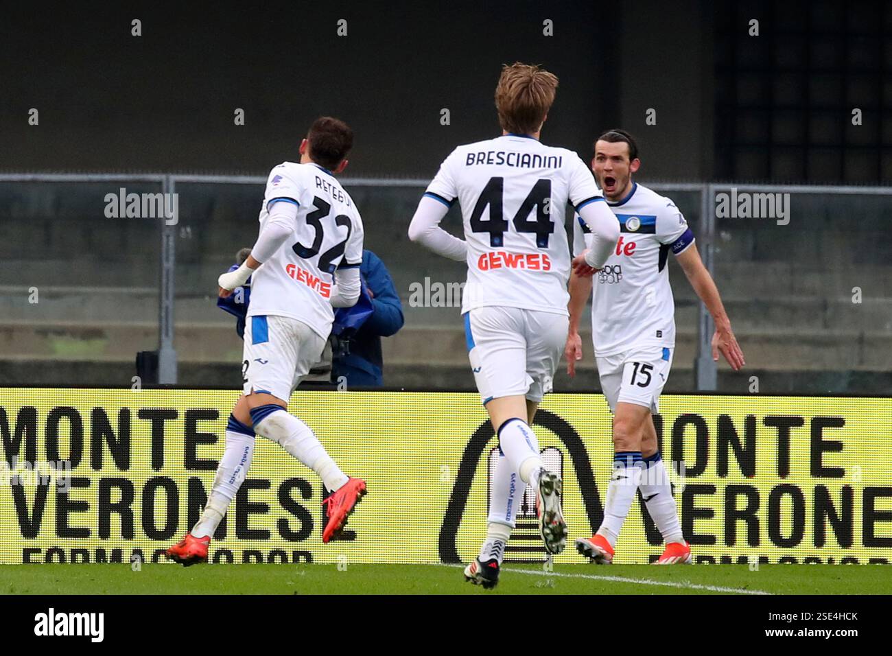 Verona, Italia. 08th Feb, 2025. Atalanta's Mateo Retegui celebration ...