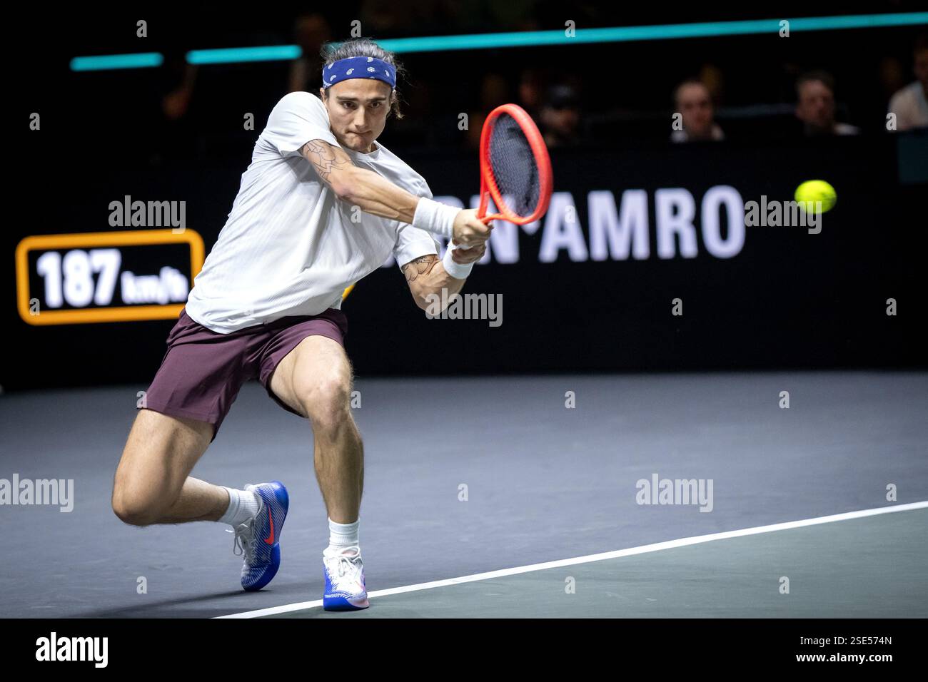 ROTTERDAM - Mattia Bellucci (ITA) in action against Alex de Minaur (AUS ...