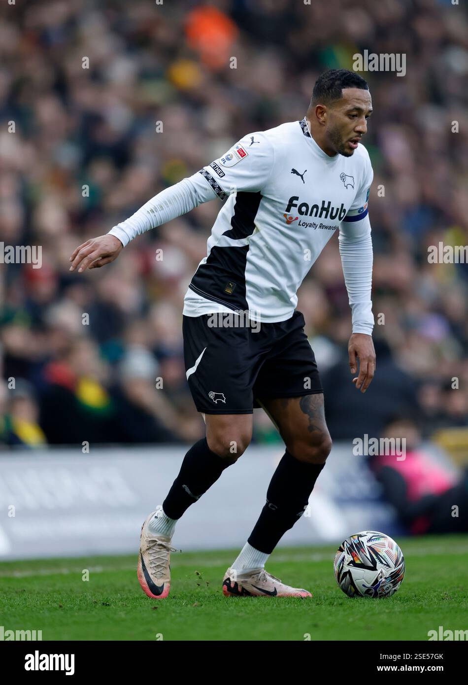 Derby County's Nathaniel Mendez-Laing during the Sky Bet Championship ...