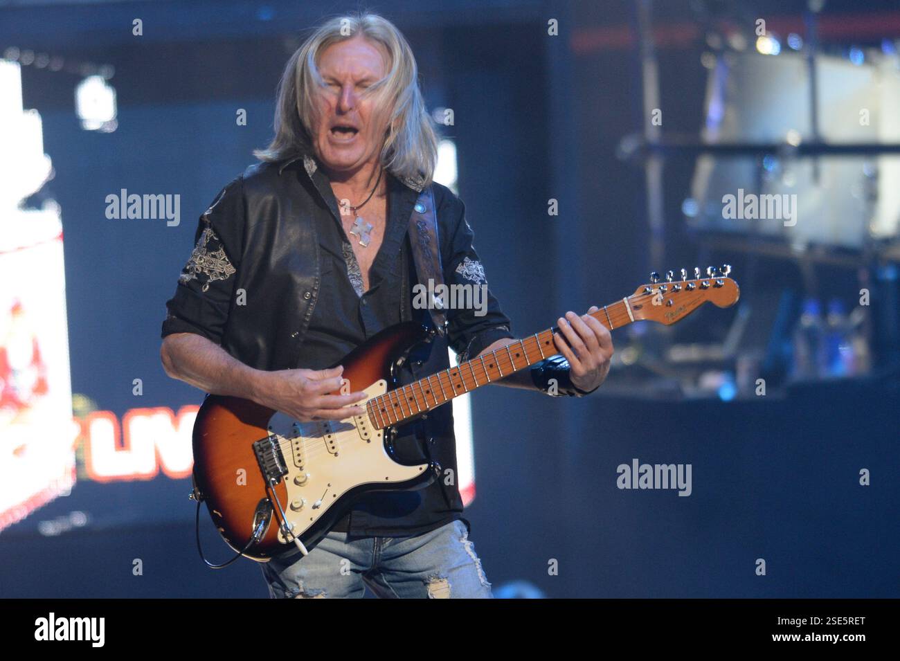 Hollywood, USA. 07th Feb, 2025. Mark Matejka performs with Lynyrd ...