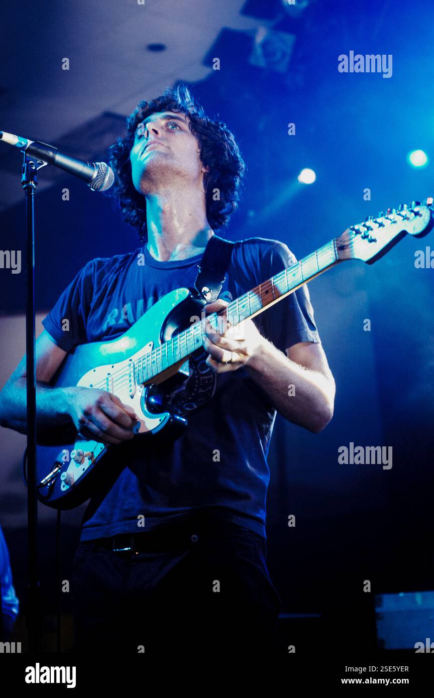 THE RAPTURE, YOUNG, CONCERT, 2004: Singer LUKE JENNER from the RAPTURE ...