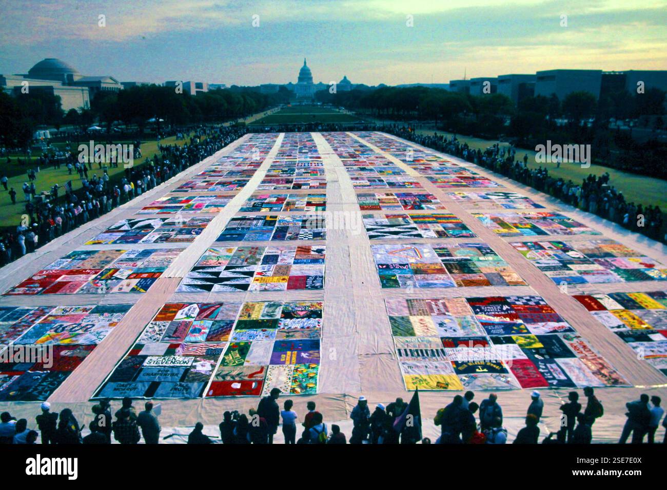 The AIDS Quilt on the mall in Washington..Photograph by Dennis Brack bb ...