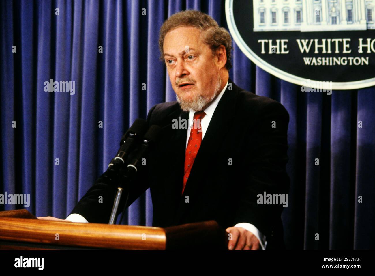 Robert Bork in the White House Press room Photograph by Dennis Brack BB91 Stock Photo - Alamy