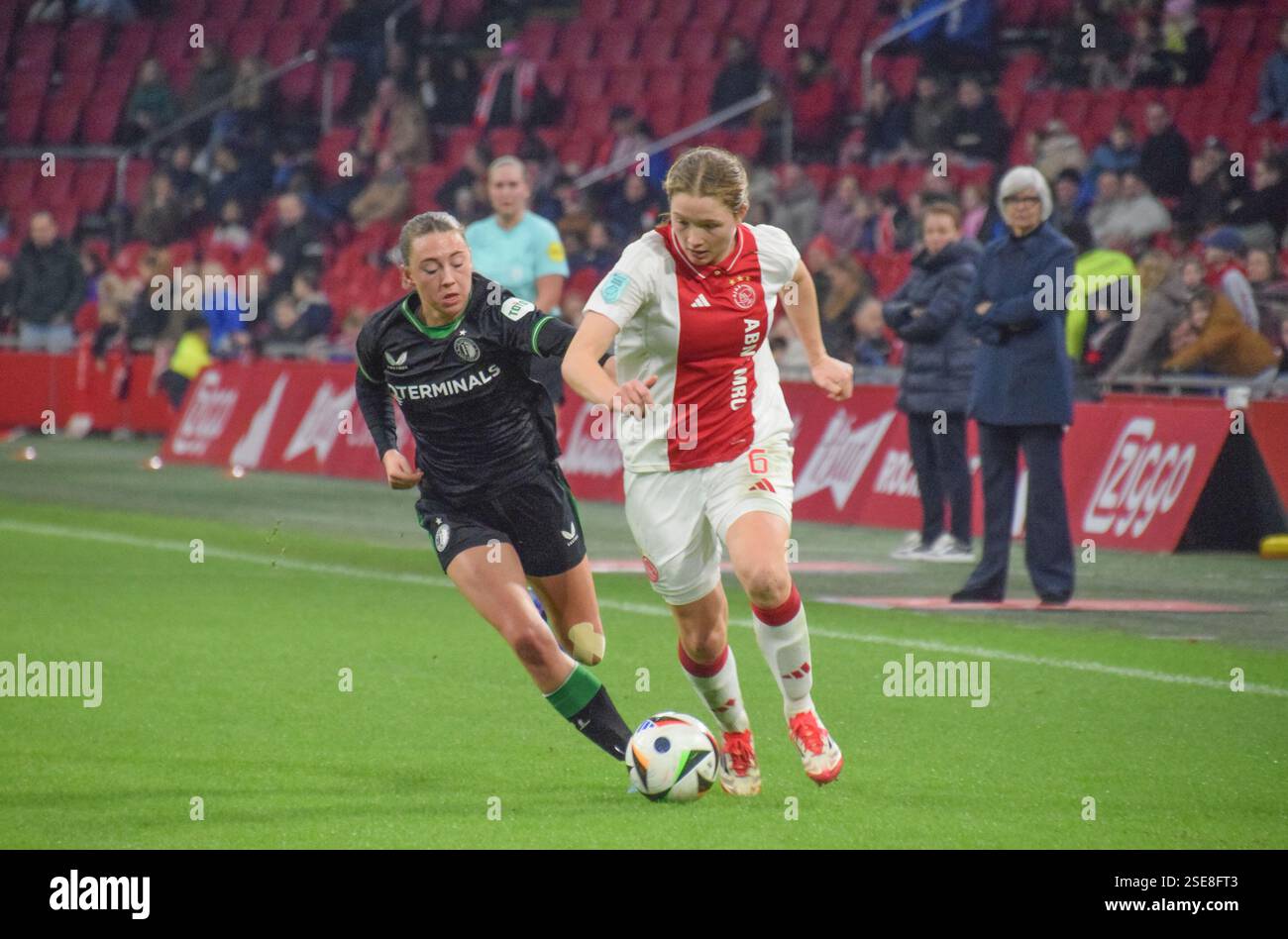 Johan Cruijff Arena, 8th February 2025 Jonna Van De Velde (6 Ajax) and ...