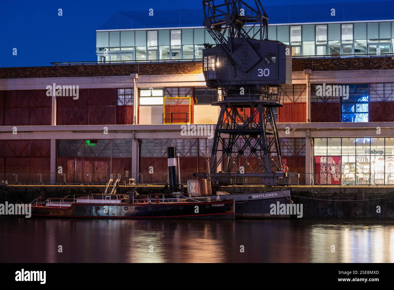 Fireboat pyronaut and steam tug mayflower hi-res stock photography and ...