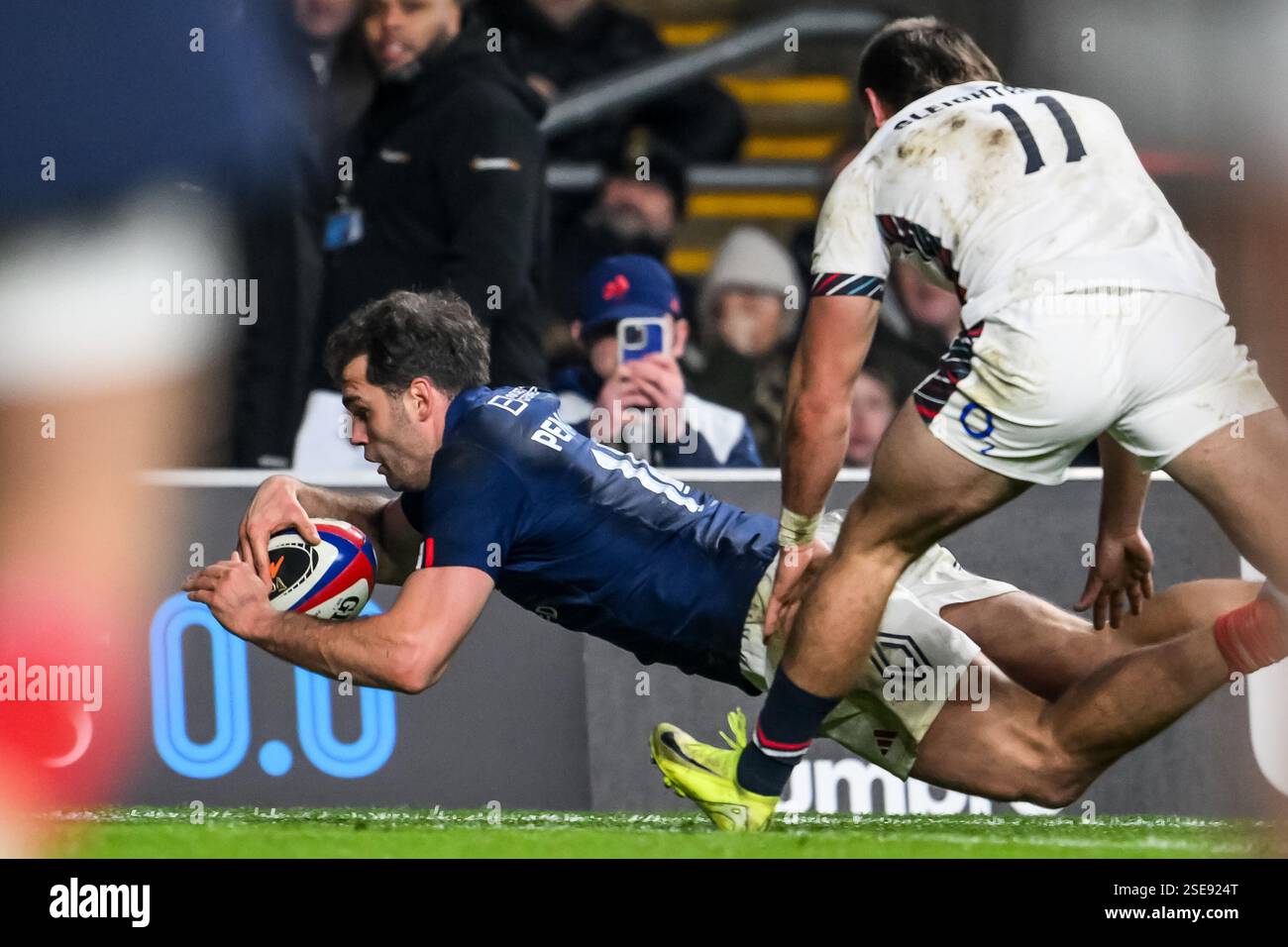 Damian Penaud of France goes over for a try during the 2025 Guinness 6 ...
