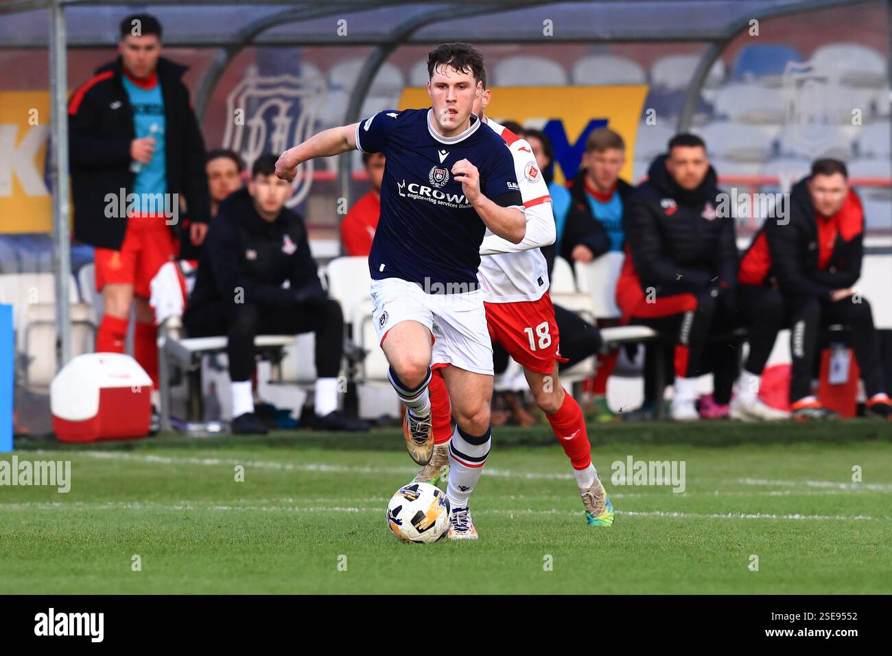 Dens Park, Dundee, UK. 8th Feb, 2025. Scottish Cup Fifth Round Football ...