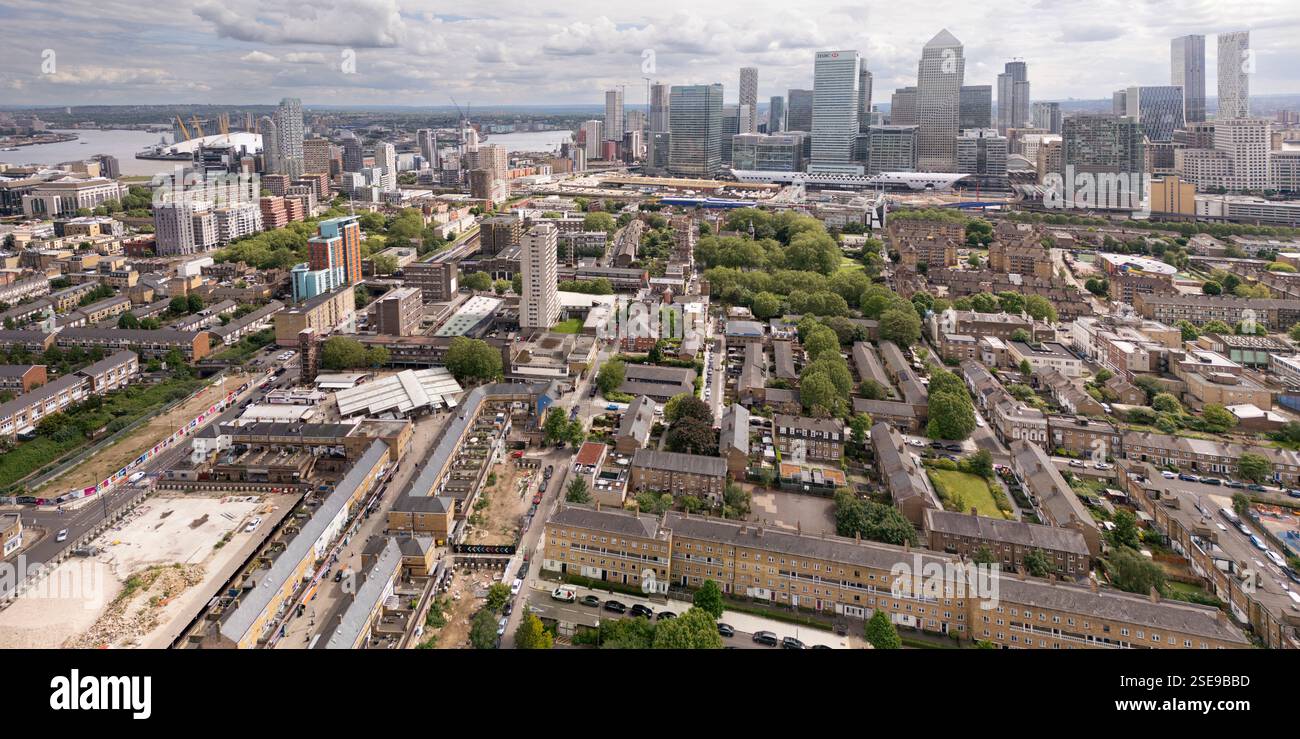 Aerial view of London, UK, specifically the Canary Wharf and Chrisp ...