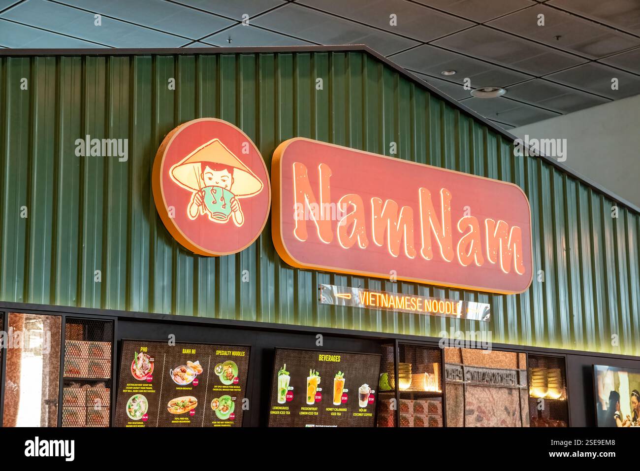 Restaurant in singapore changi hi-res stock photography and images - Alamy