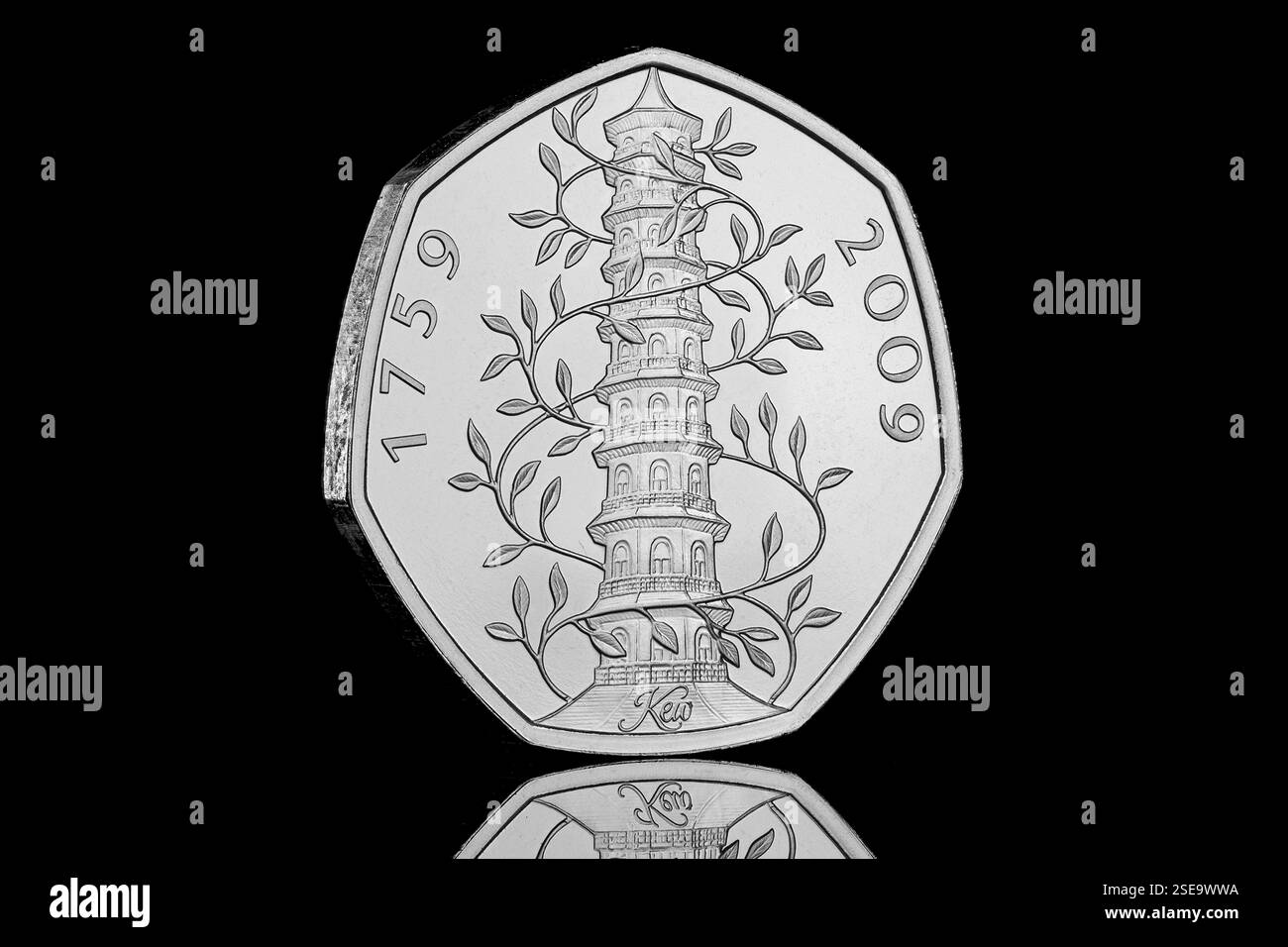 50 pence coin 2019 hi-res stock photography and images - Alamy