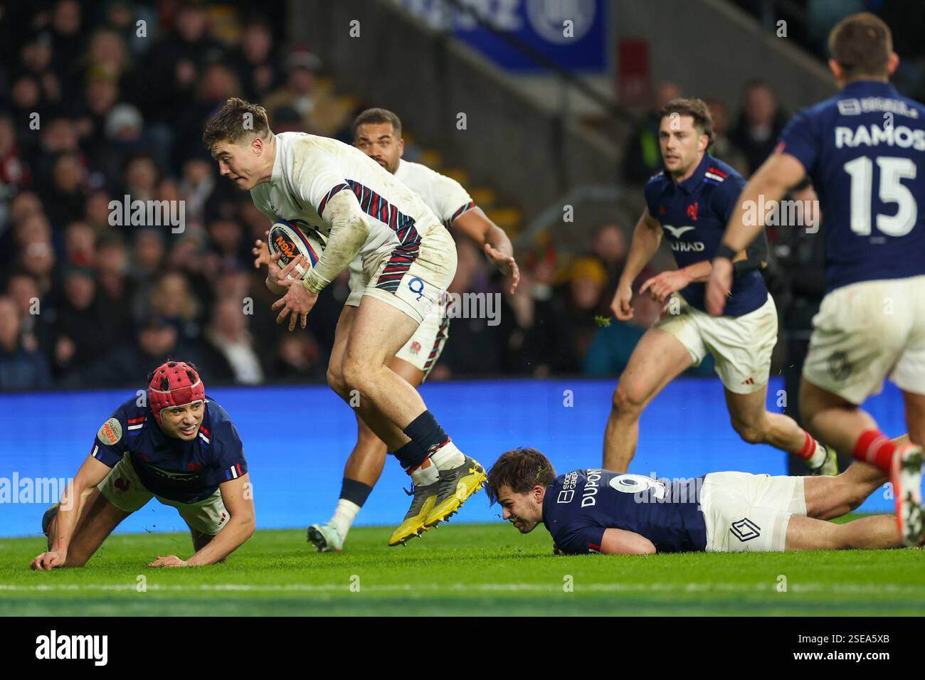England's Tommy Freeman goes over to score a try during the Six Nations ...