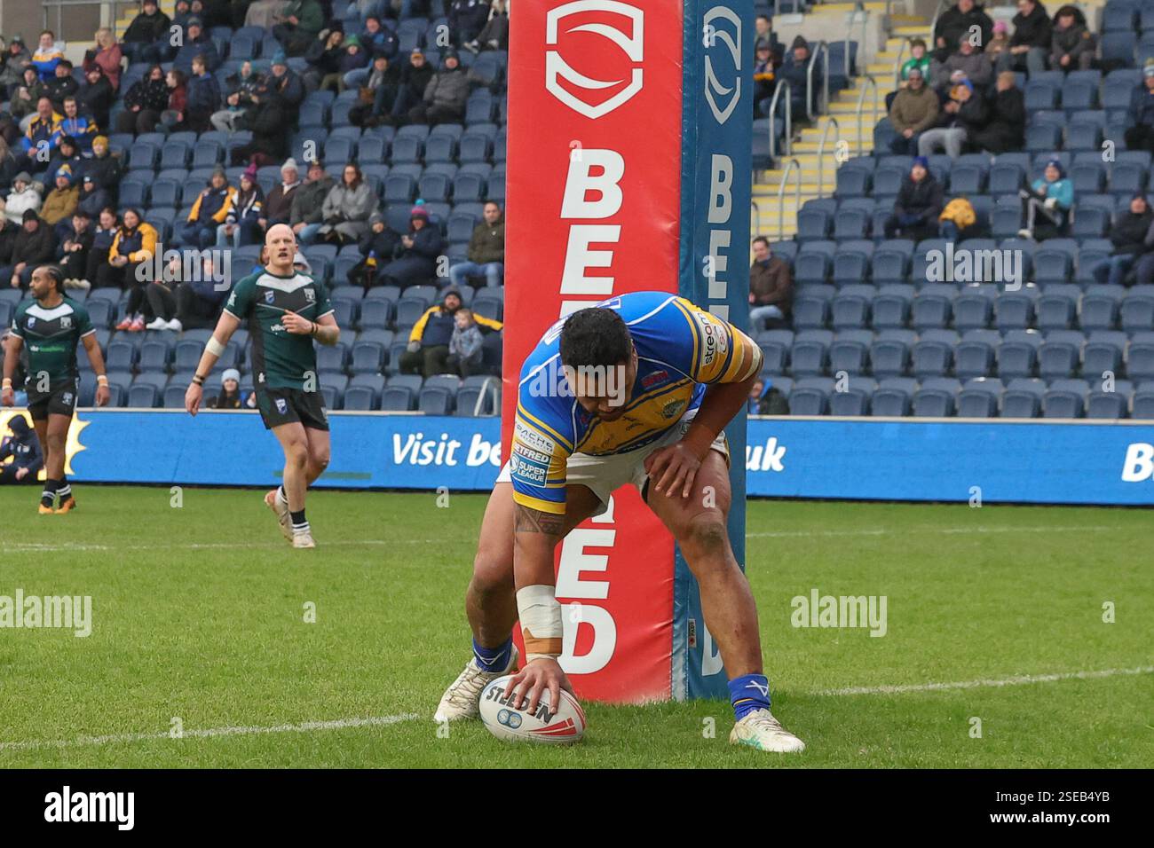 Leeds, UK. 08th Feb, 2025. AMT Headingley Rugby Stadium, Leeds, West ...
