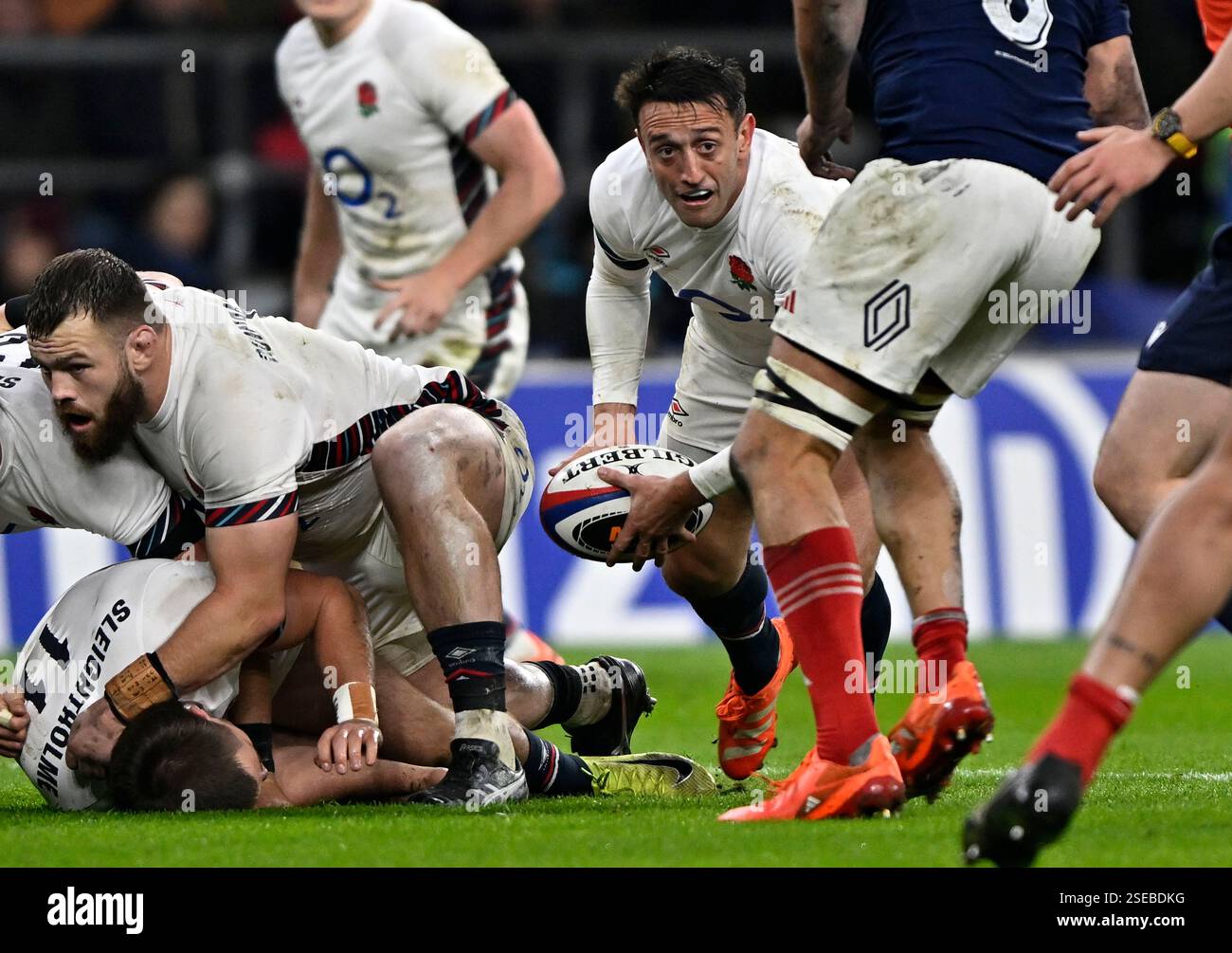 Twickenham, United Kingdom. 08th Feb, 2025. Guinness Mens 6 Nations ...