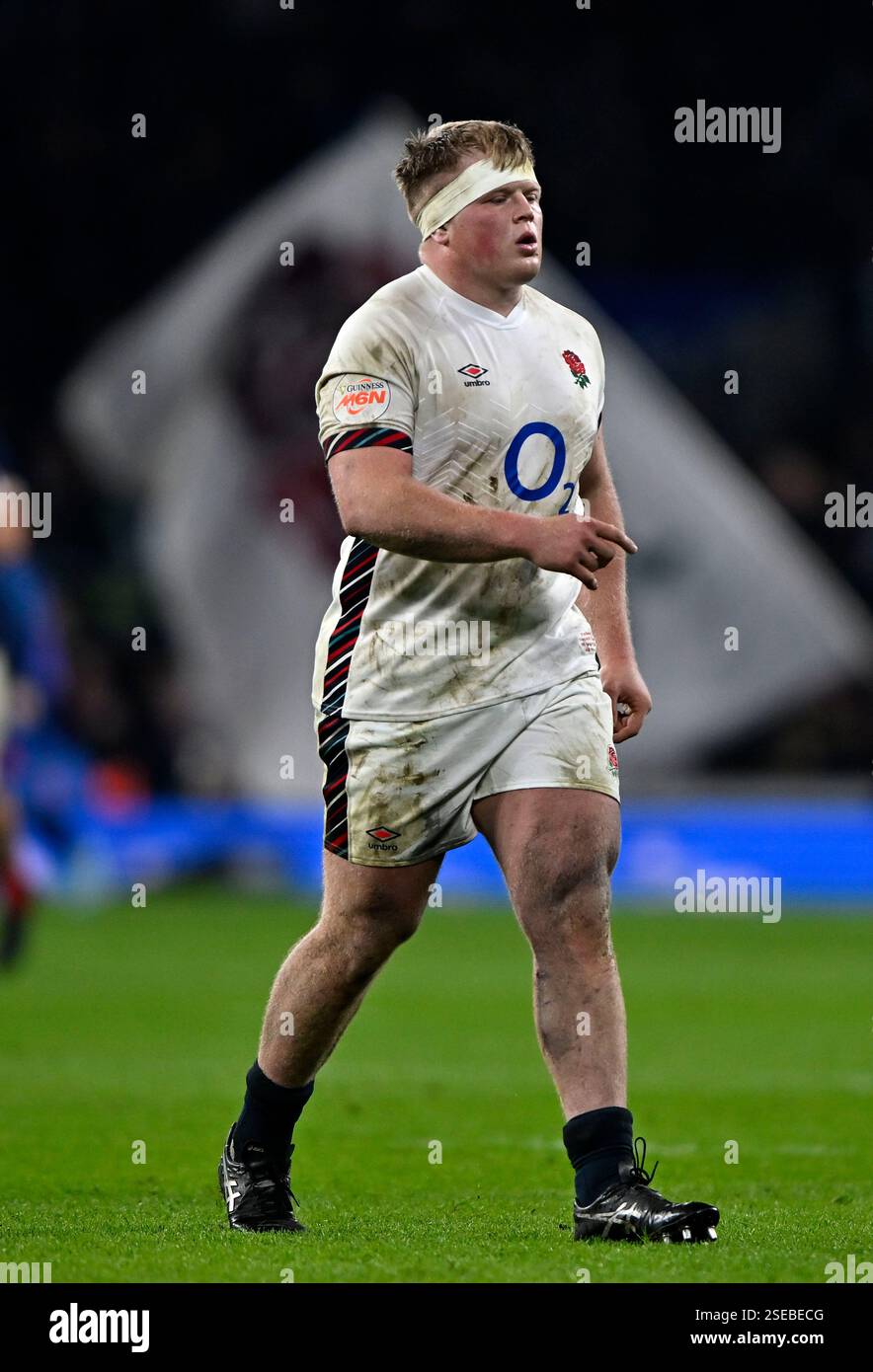 Twickenham, United Kingdom. 08th Feb, 2025. Guinness Mens 6 Nations ...