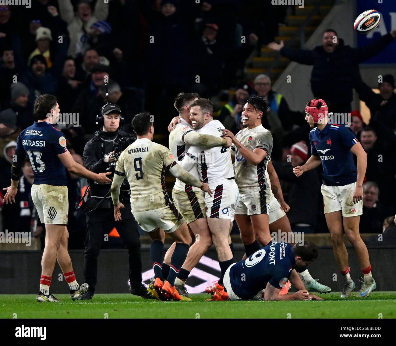 Twickenham, United Kingdom. 08th Feb, 2025. Guinness Mens 6 Nations ...