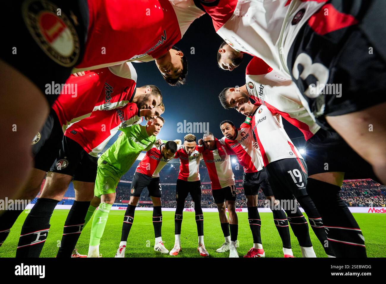 Rotterdam, The Netherlands. 08th Feb, 2025. Rotterdam - Huddle during ...