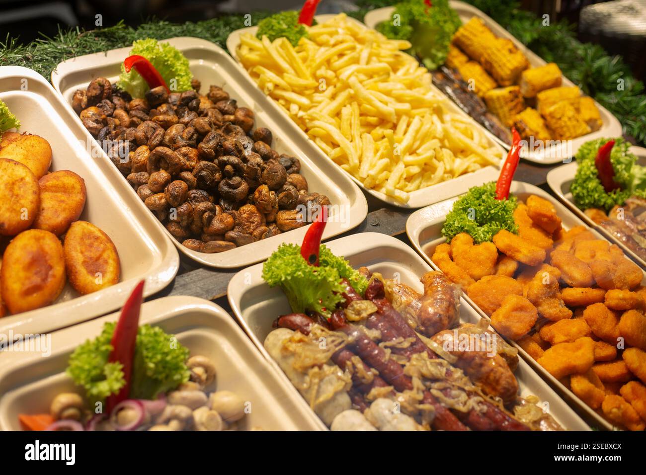 Tasty street food display hi-res stock photography and images - Alamy