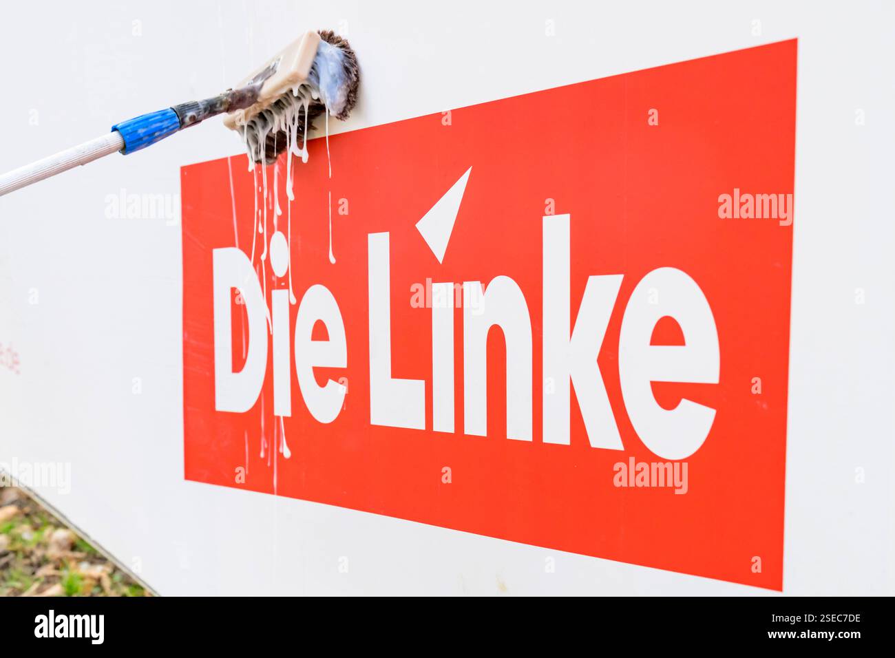 GER, Berlin, Wahl, Wahlplakate, Plakatierung im oeffentlichen ...