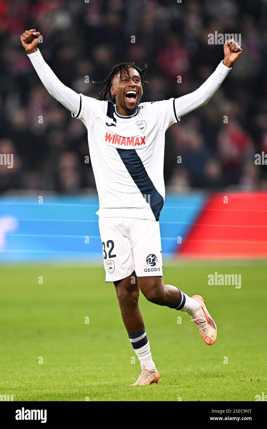 France. 08th Feb, 2025. Lille, France. 08th Feb, 2025. 32 Timothee ...