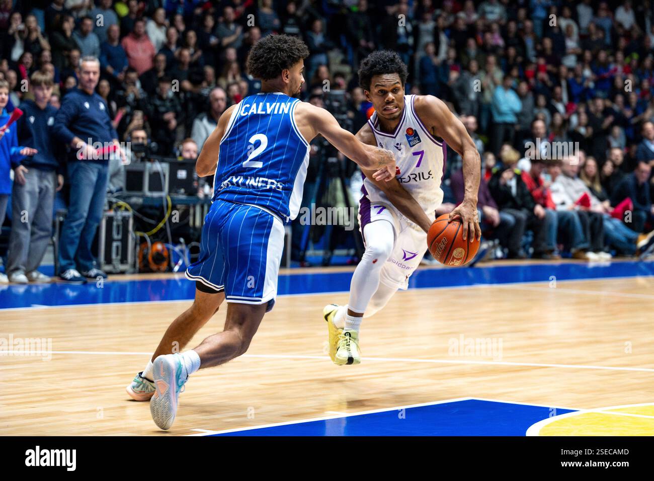 Frankfurt, Deutschland. 08th Feb, 2025. Trey Calvin (Frankfurt ...