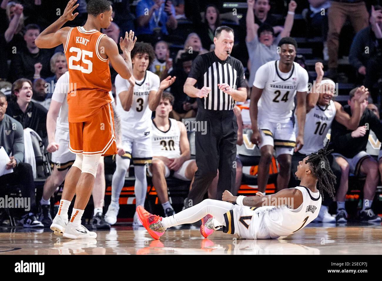 February 8, 2025, Nashville, Tennessee, USA: Vanderbilt Commodores ...