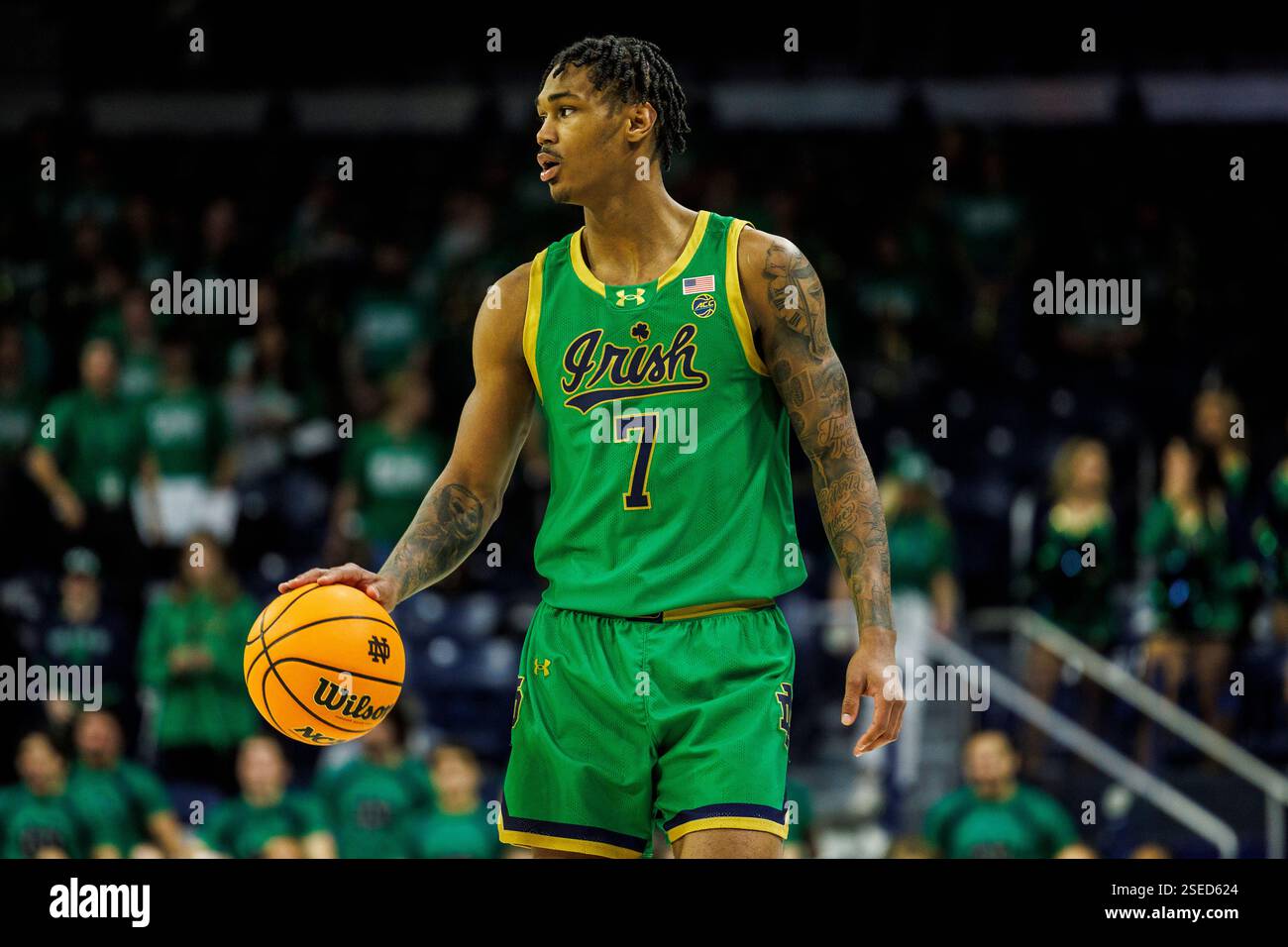 South Bend, Indiana, USA. 08th Feb, 2025. Notre Dame forward Tae Davis ...