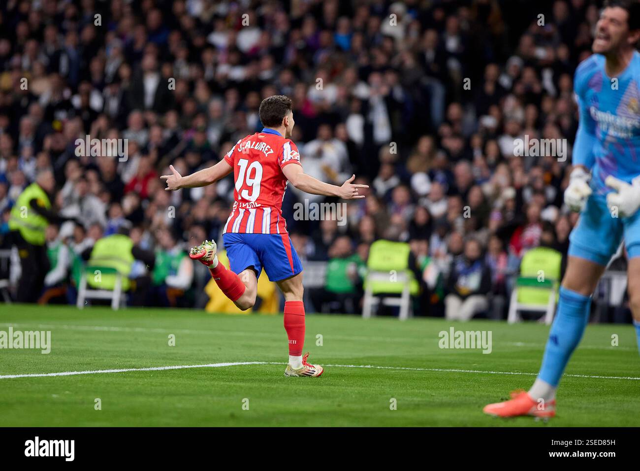 Madrid, Madrid, Spain. 8th Feb, 2025. Julian Alvarez of Atletico de ...