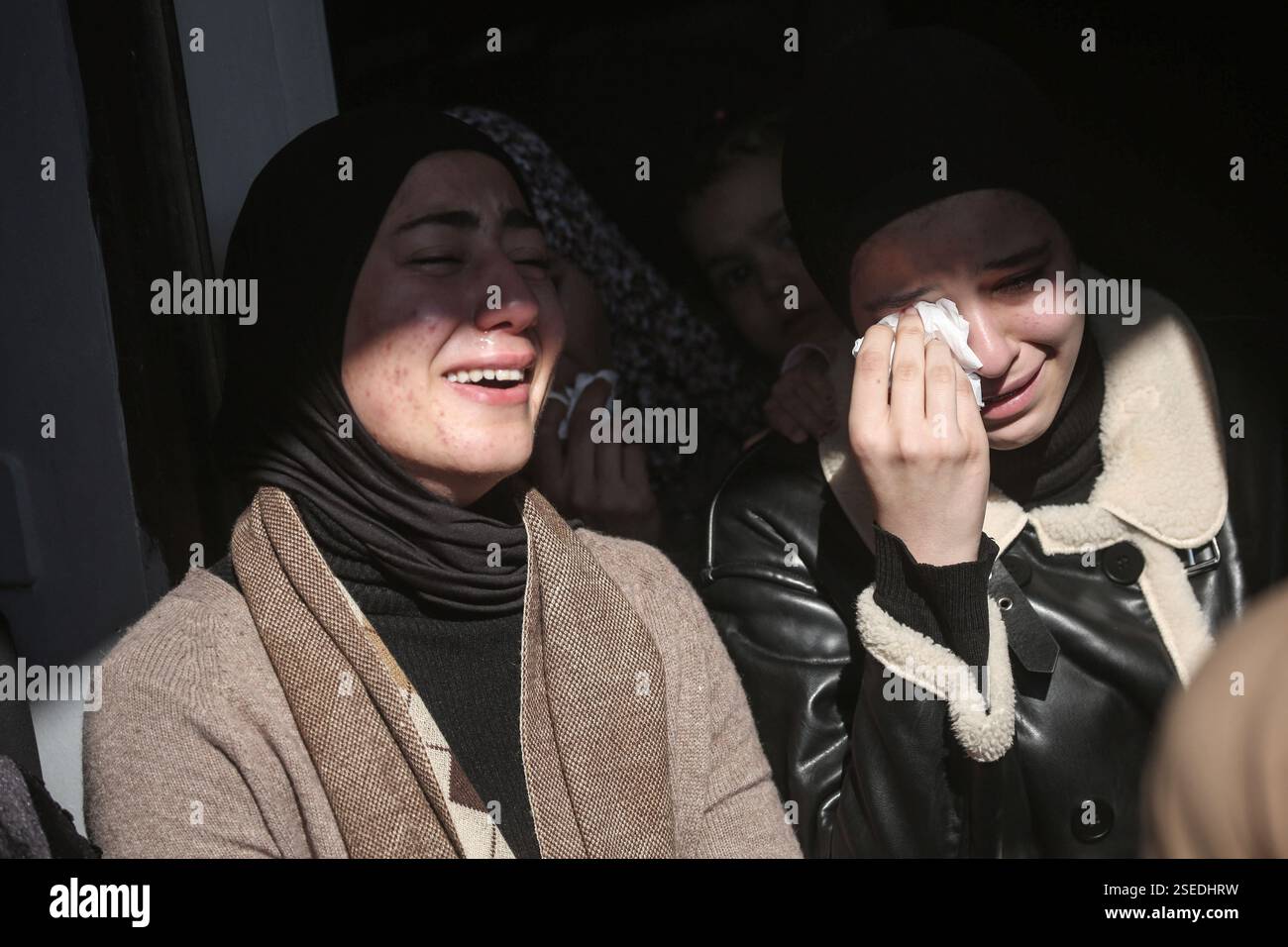 Tulkarm, Palestine. 08th Feb, 2025. Relatives and sisters of 10-year ...